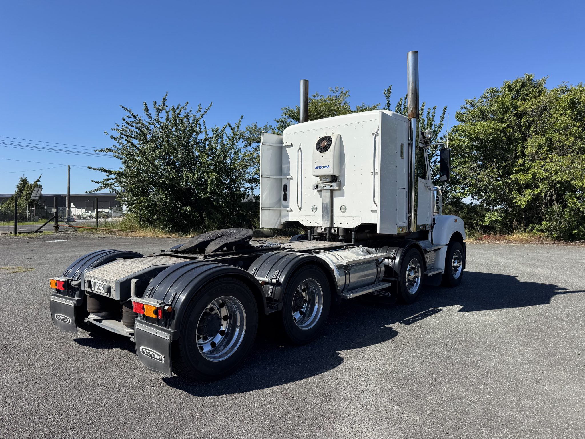 2020 Freightliner Coronado 8x4 Tractor Unit - NZT Group